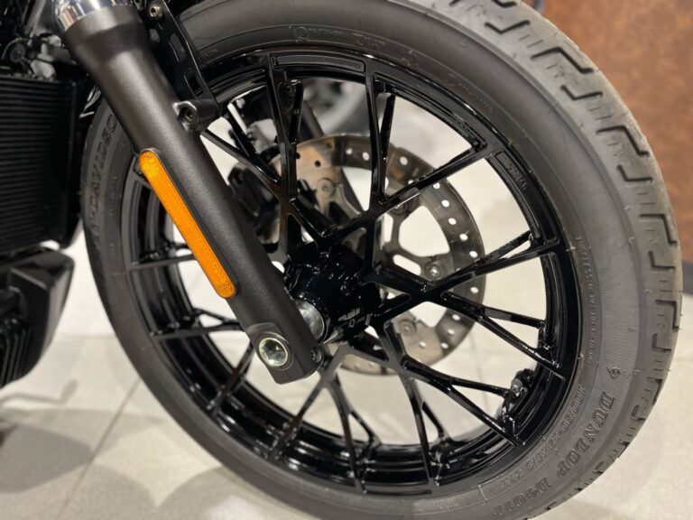 【ハーレー足つき&カスタム】2023年式 スポーツシリーズ ナイトスタースペシャル【RH975S】カスタム車＆足つきチェック ...